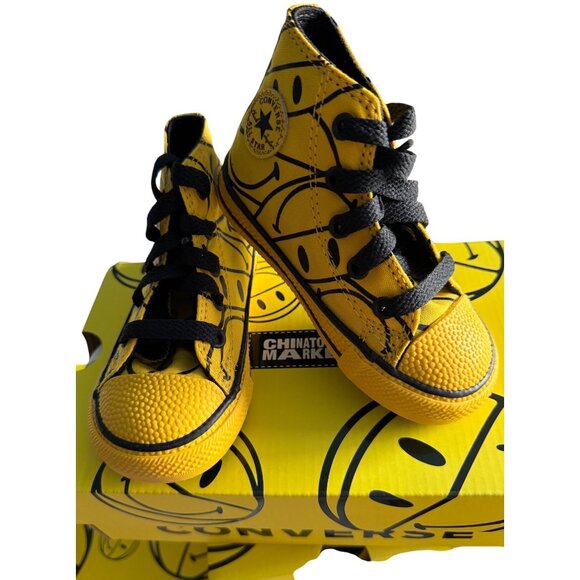 Converse × Chinatown Market | Shoes | Converse Chinatown Market Smiley ...